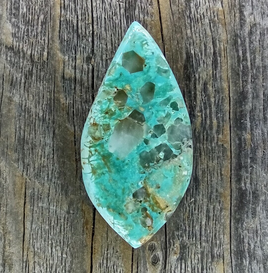 Blue Skies and Quartz Crystal Turquoise | Montezuma Mine | 52 Carats - Etsy