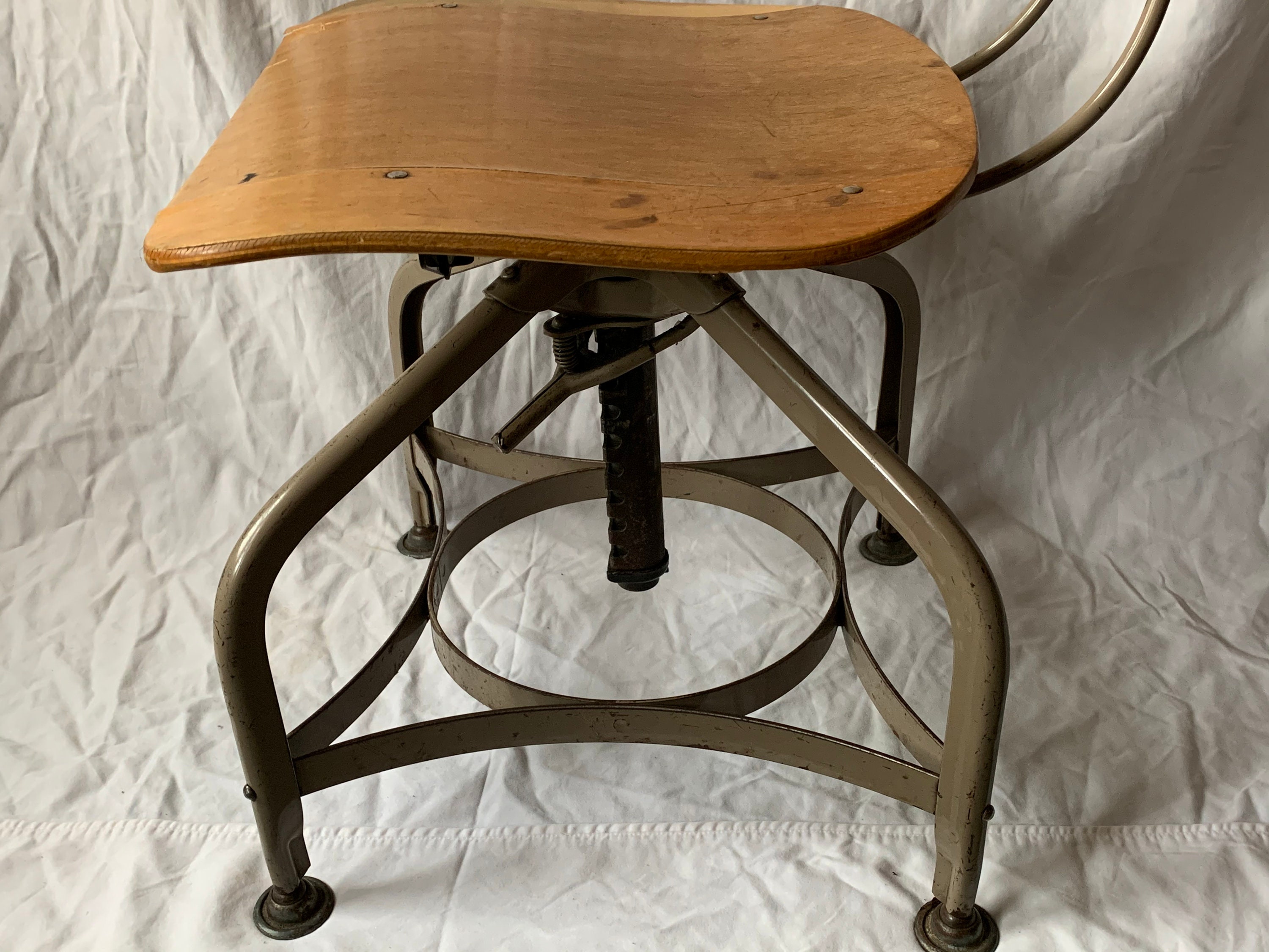 Vintage Industrial Toledo Uhl Adjustable Machinist Stool/ Drafting ...