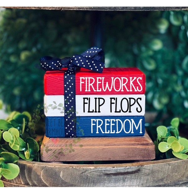 Patriotic Book Stack - Etsy