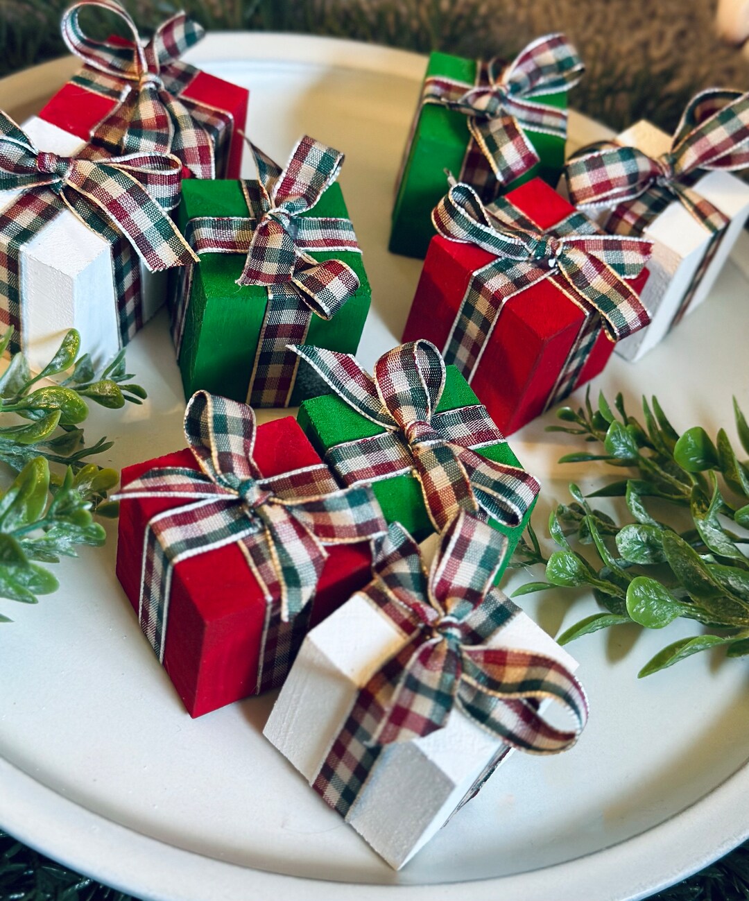 Set of 3 Mini Wood Faux Christmas Presents Small Christmas Decor ...