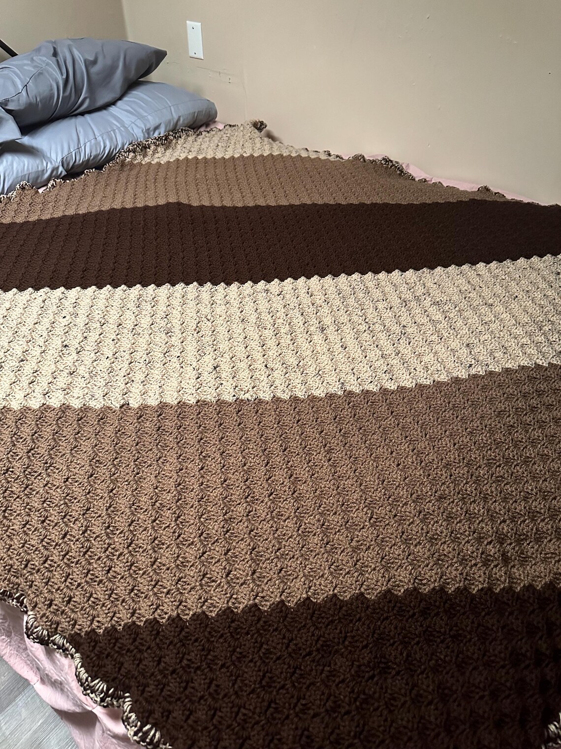 Buff Fleck/cafe Latte/chocolate Brown Queen Size Afghan - Etsy