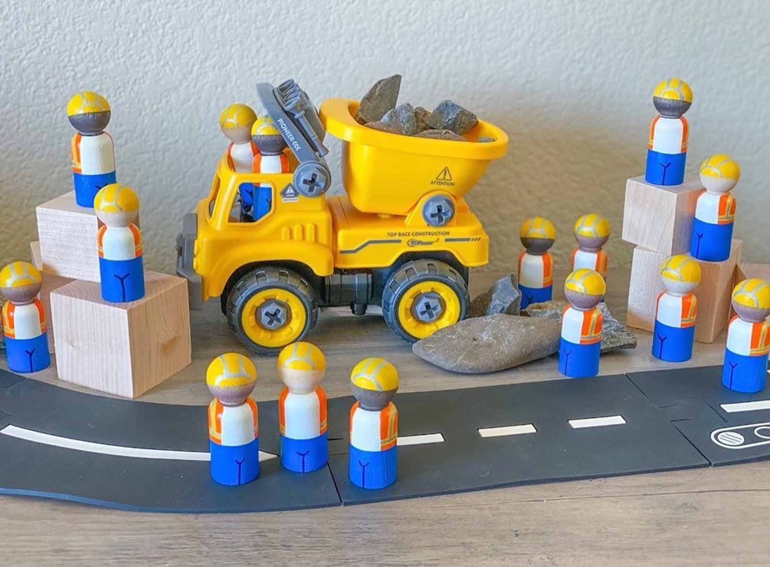 Multicultural Construction Worker Peg Doll Person Set of 3 / - Etsy