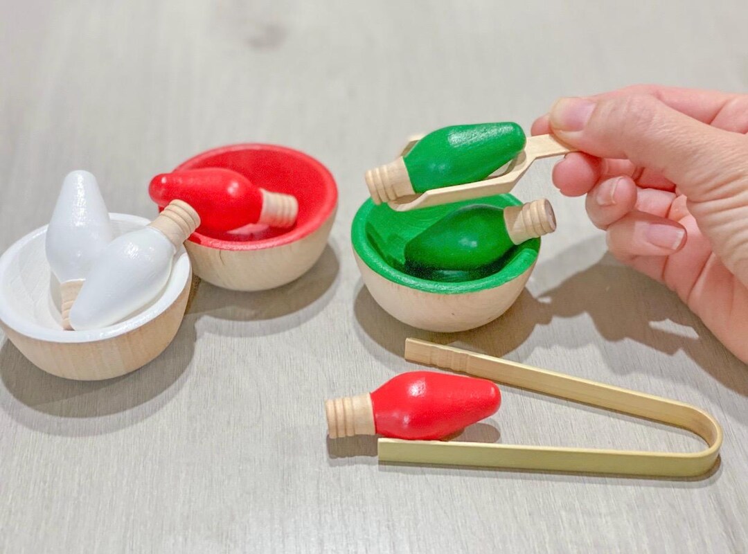 Christmas Light Bulb Wooden Color Matching Sorting Toy Set / Montessori ...