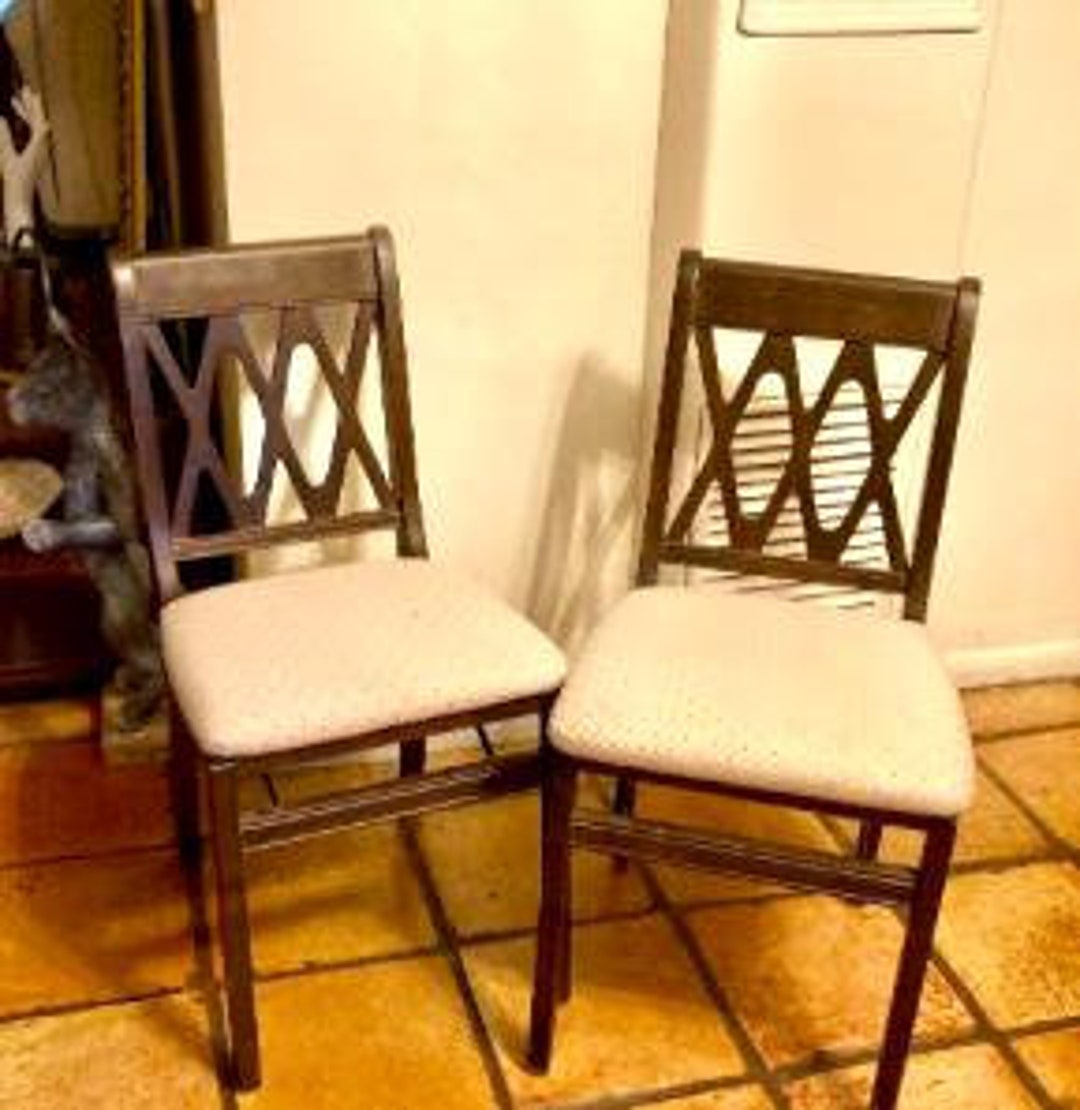 Stakmore Vintage Folding Chairs