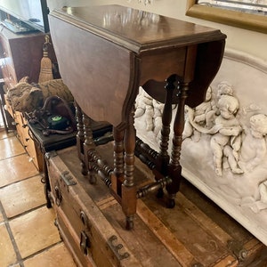 Vintage Wood Drop Leaf Butterfly End Table, Vintage Gated Leg Folding ...