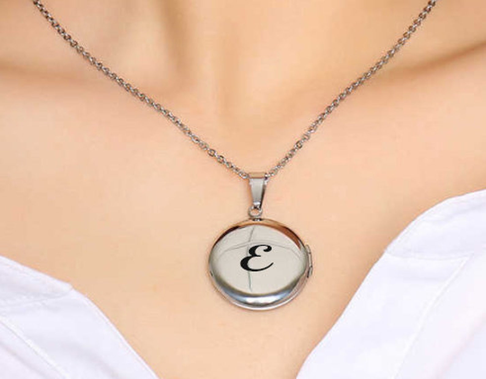 Custom Engraved Locket Round Locket Necklace-stainless Steel - Etsy