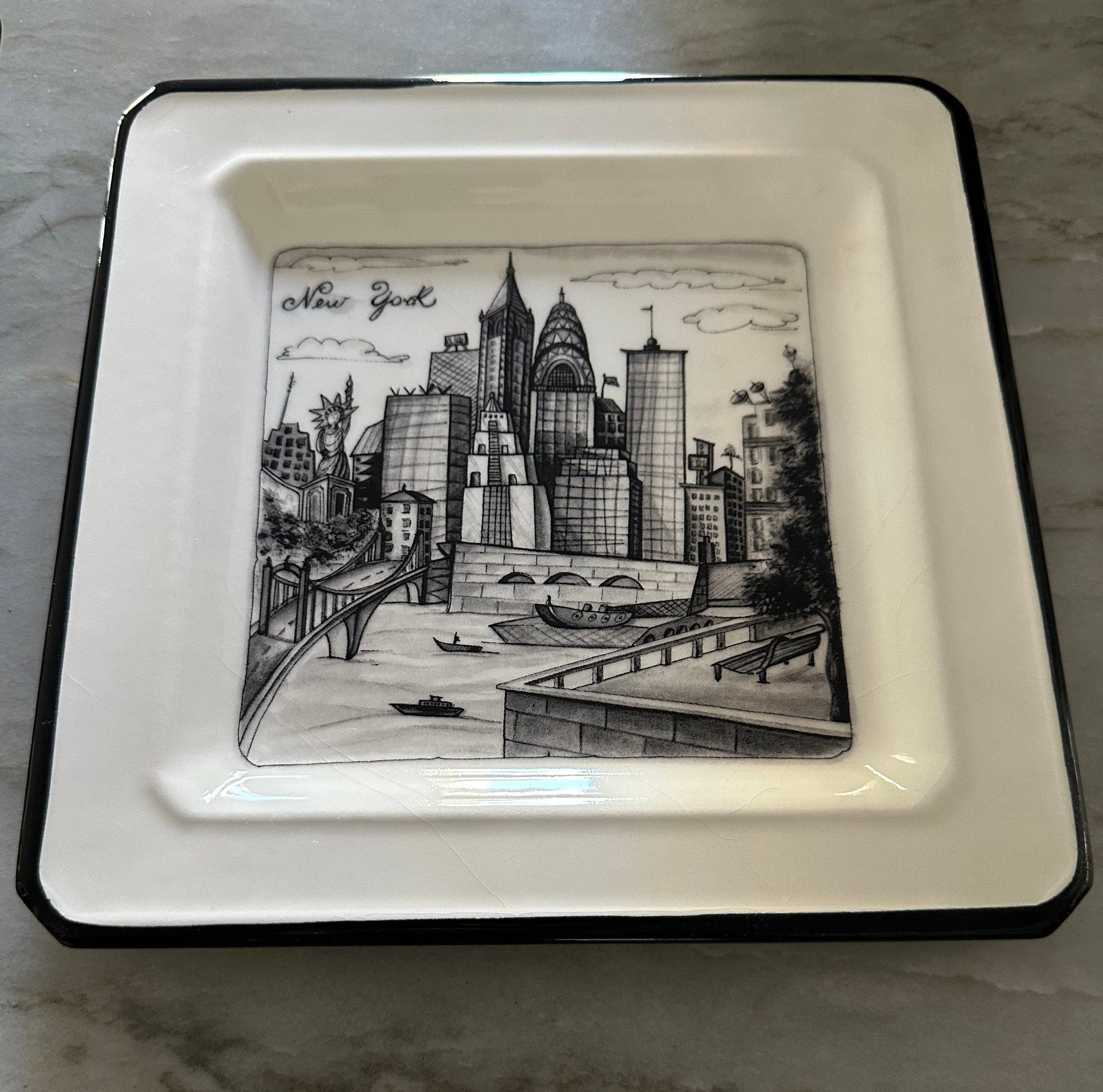 Brunelli Square cities Plates set of 3: 2 NYC 1 - Etsy