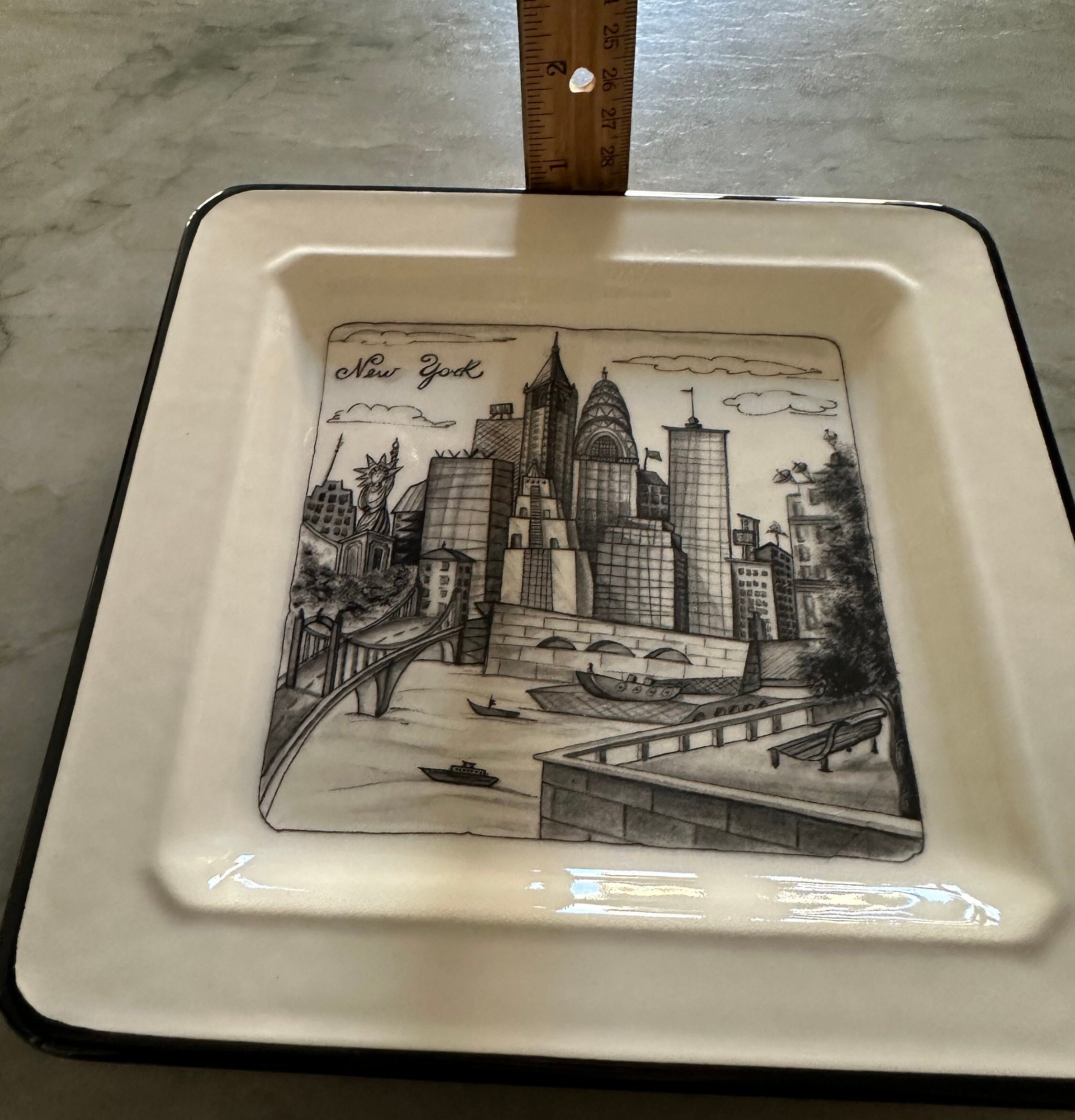 Brunelli Square cities Plates set of 3: 2 NYC 1 - Etsy