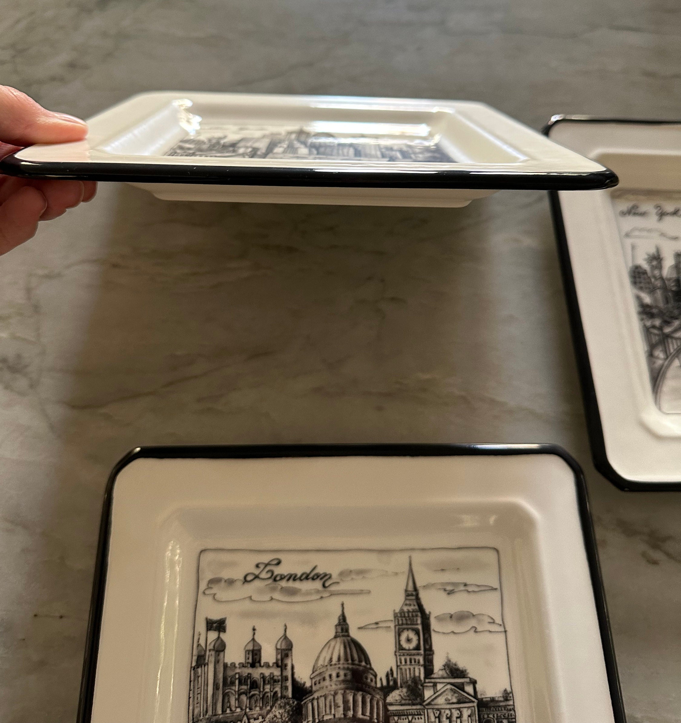 Brunelli Square cities Plates set of 3: 2 NYC 1 - Etsy