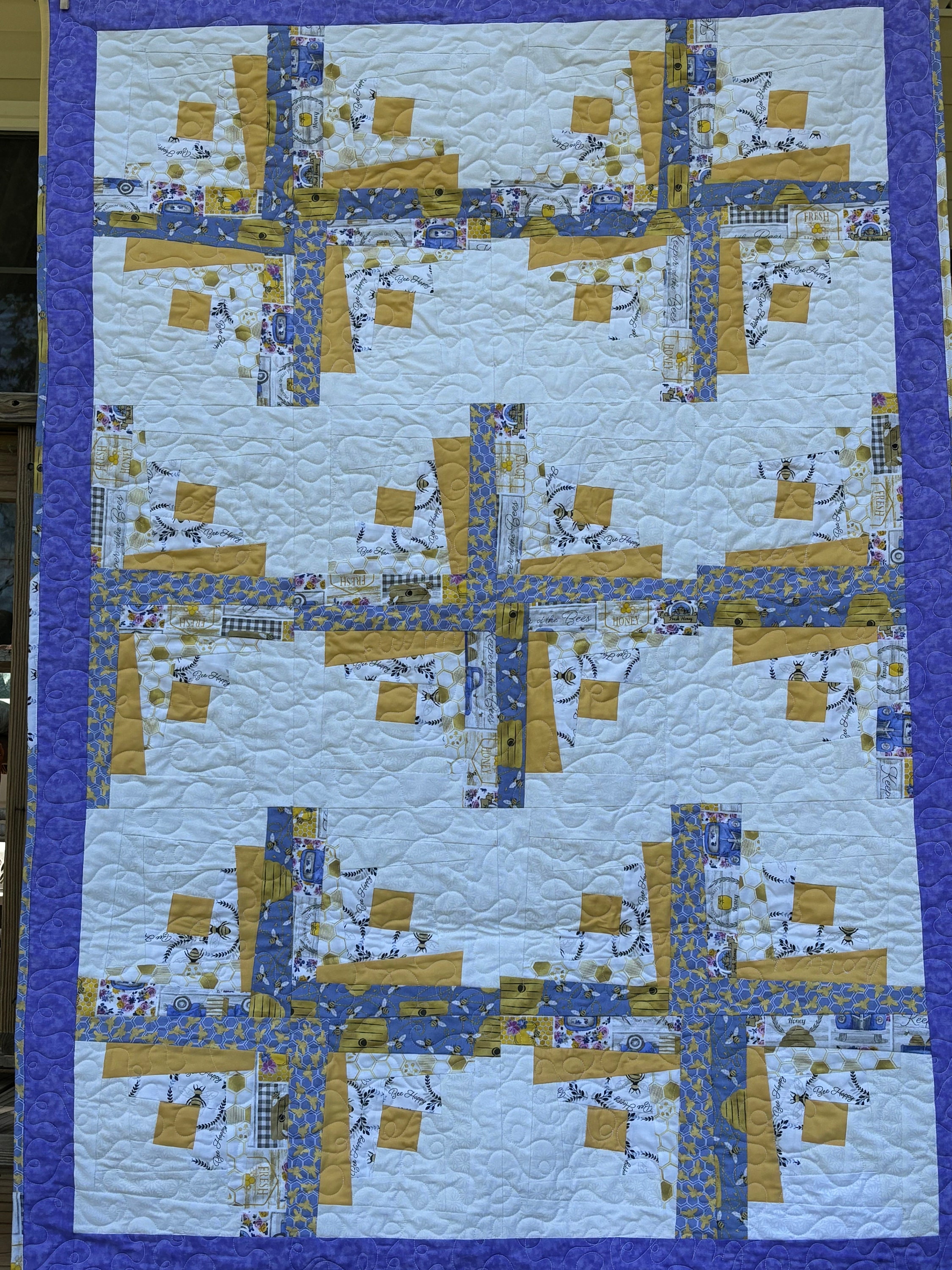 Buzzing Bees Wonky Log Cabin Quilt - Etsy