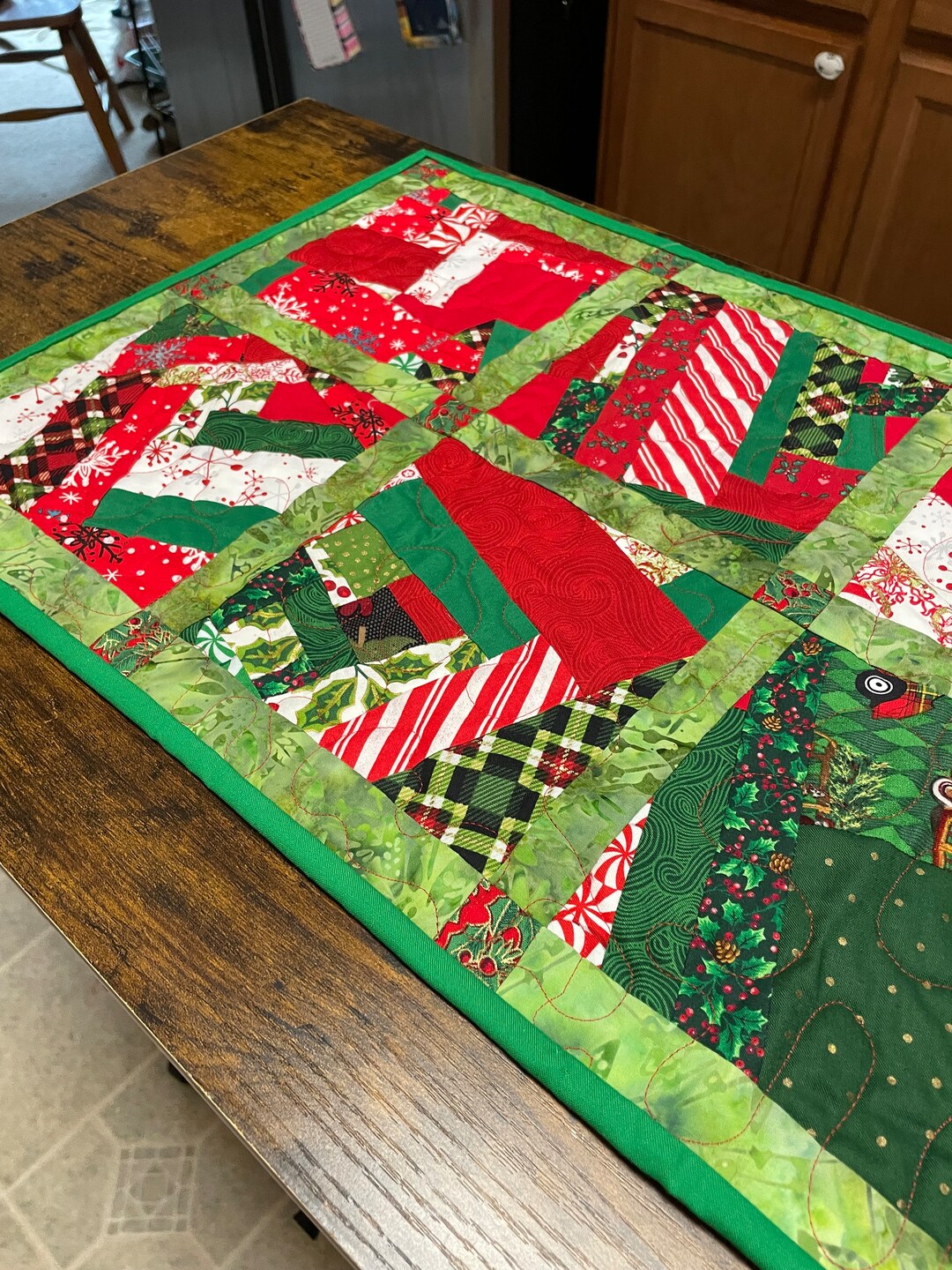 Christmas Crazy Quilt Table Runner - Etsy
