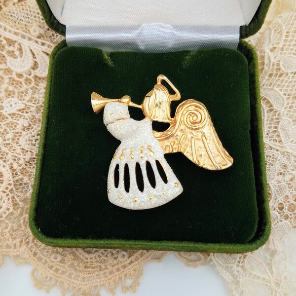 Gold Angel Pin - Etsy