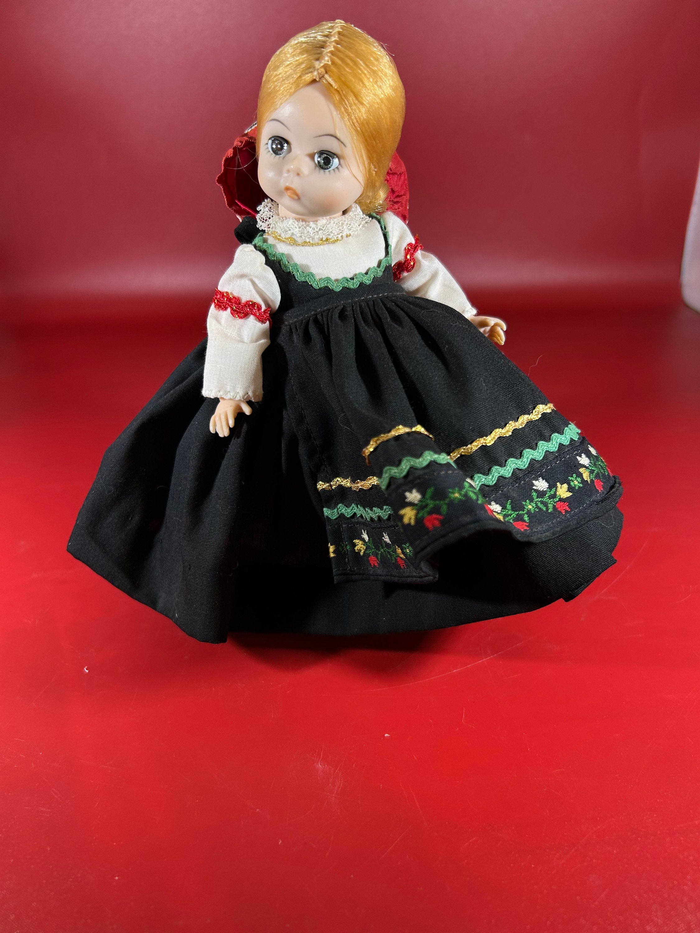 Vintage Madame Alexander Finland Doll - Etsy