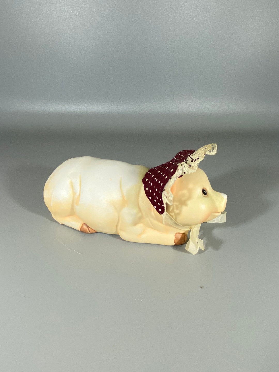 Vintage Pig Figurine With Bonnet - Etsy