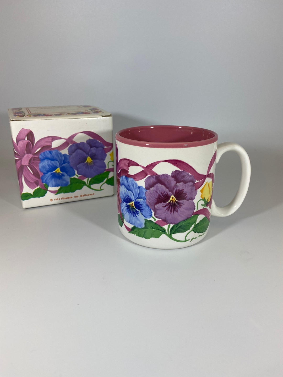 Vintage Flowers Inc. Balloons Mug - Etsy