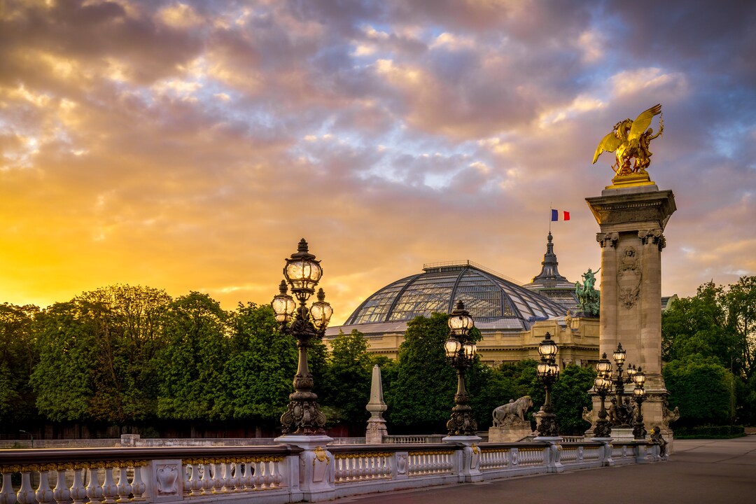 Alexander 3rd III Bridge/l'art Et La Nature/paradiso Grand Palais ...