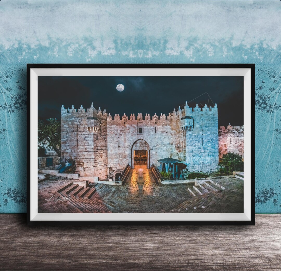 Damascus Gate Wall Art: Jerusalem Landmark at Night - Etsy