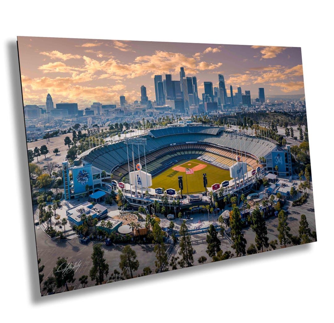 Estadio de los Dodgers de Los Ángeles (LA) con el horizonte de Los ...