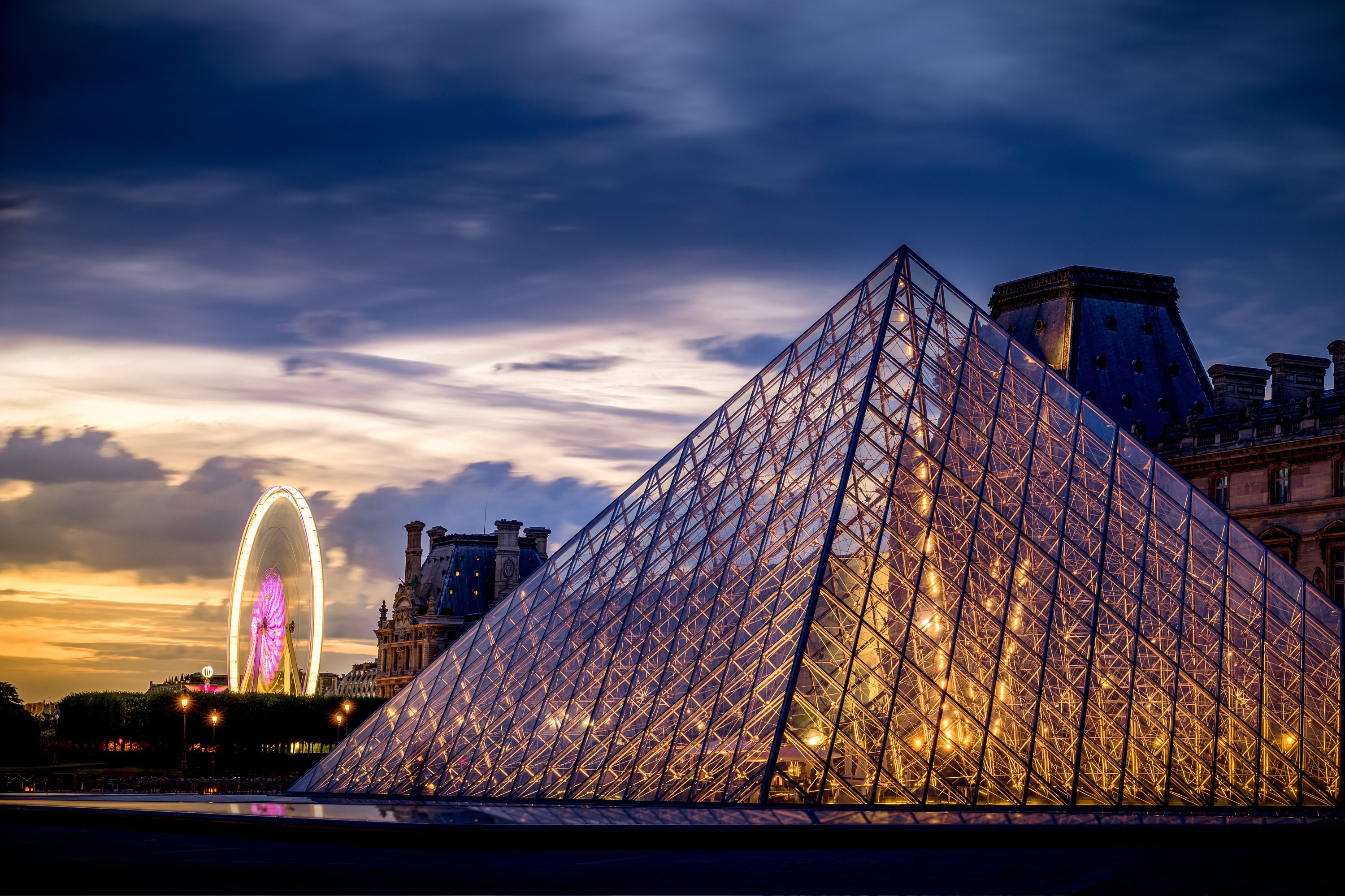 Louvre Pyramid Paris Architecture Print Paris Wall Art - Etsy