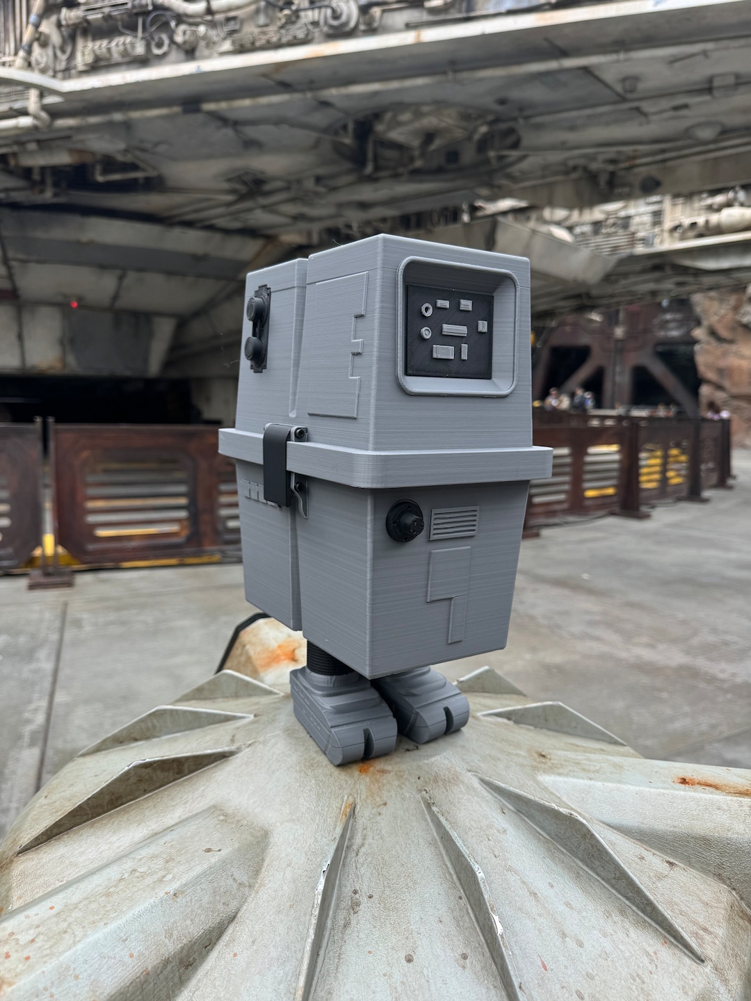 Star Wars Galaxy's Edge Mubo's Droid Depot GONK Droid Utility Case - Etsy