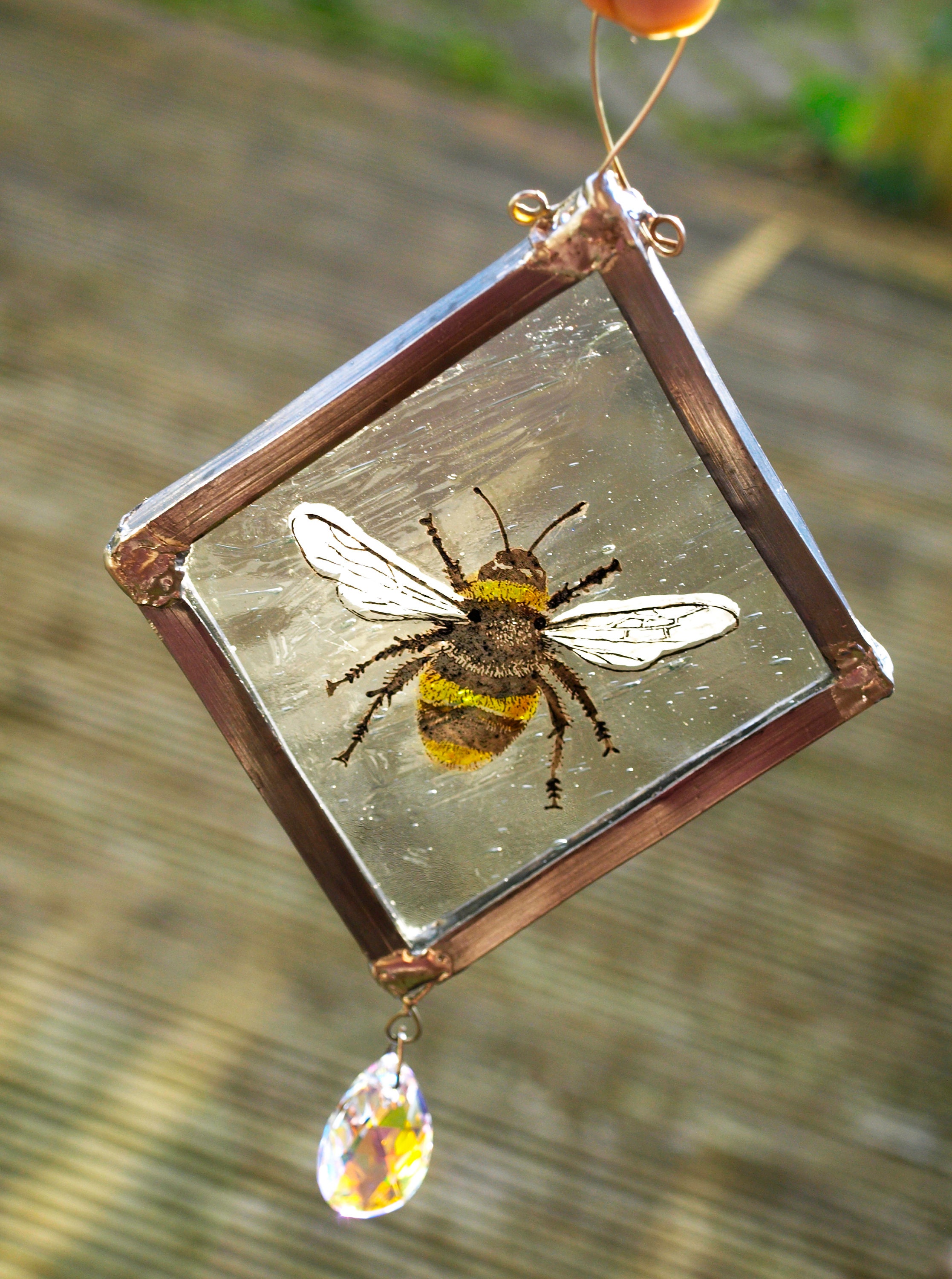 Hand-painted Stained Glass Bee Suncatcher - Etsy