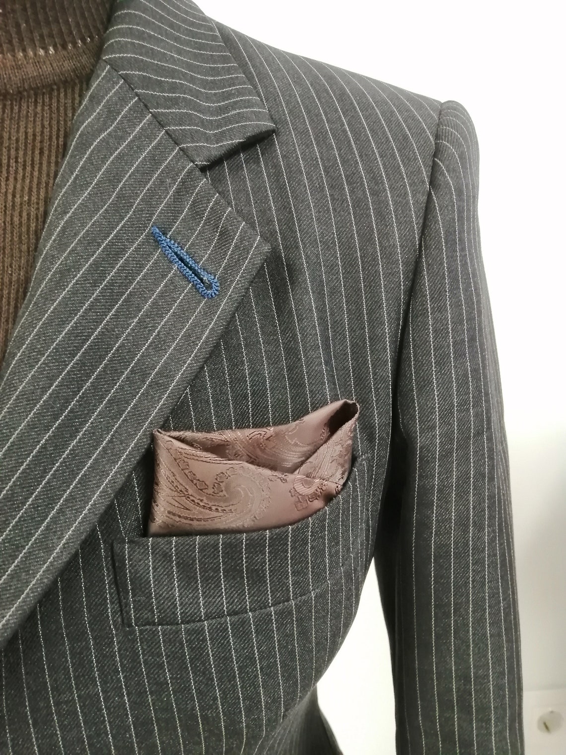 Formal Pocket Square, Round Handkerchief, Edge Border Handkerchief ...