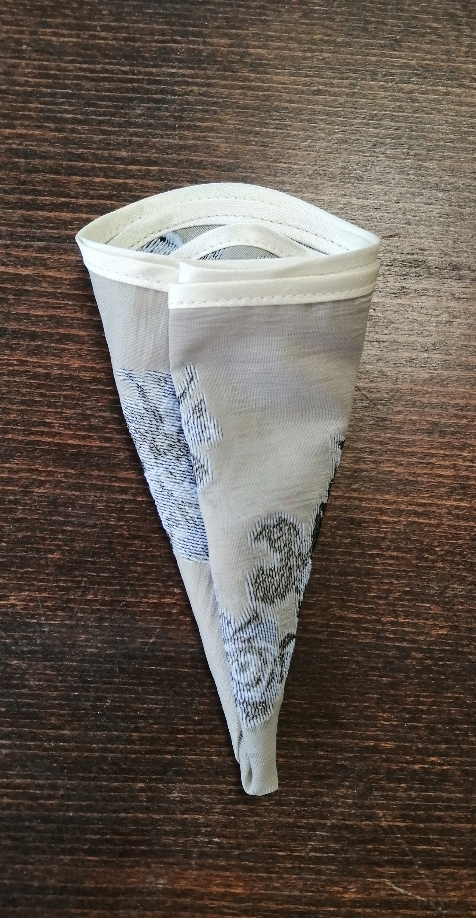 Custom Pocket Square, Round Handkerchief, Formal Edge Border ...