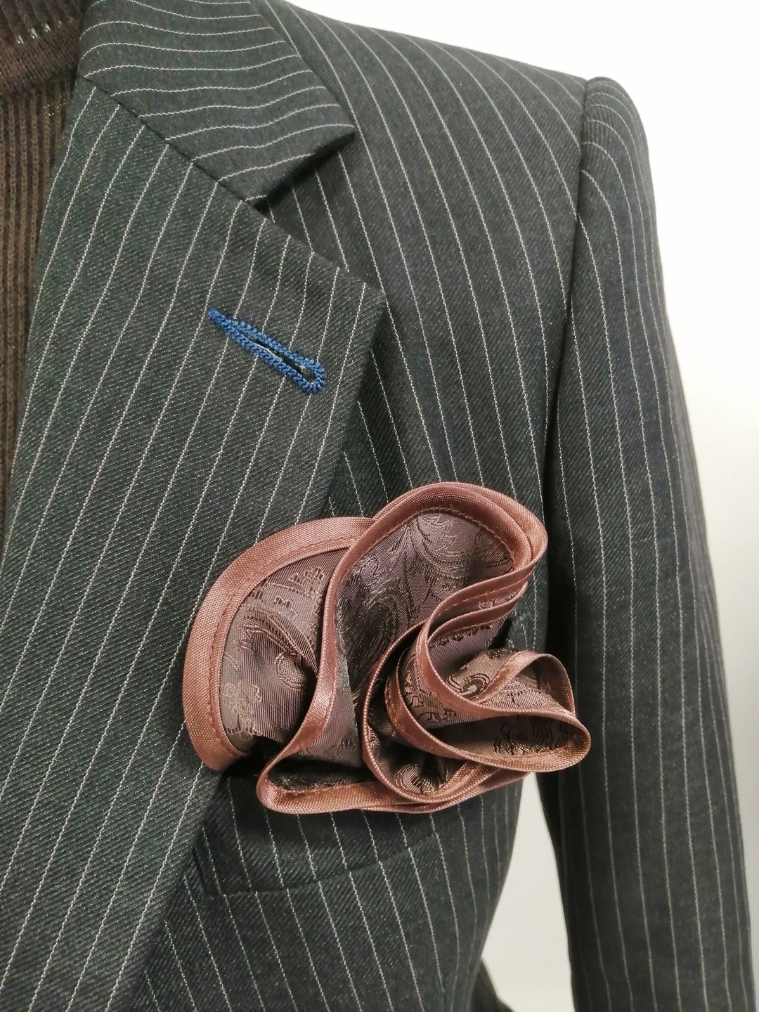 Formal Pocket Square, Round Handkerchief, Edge Border Handkerchief ...