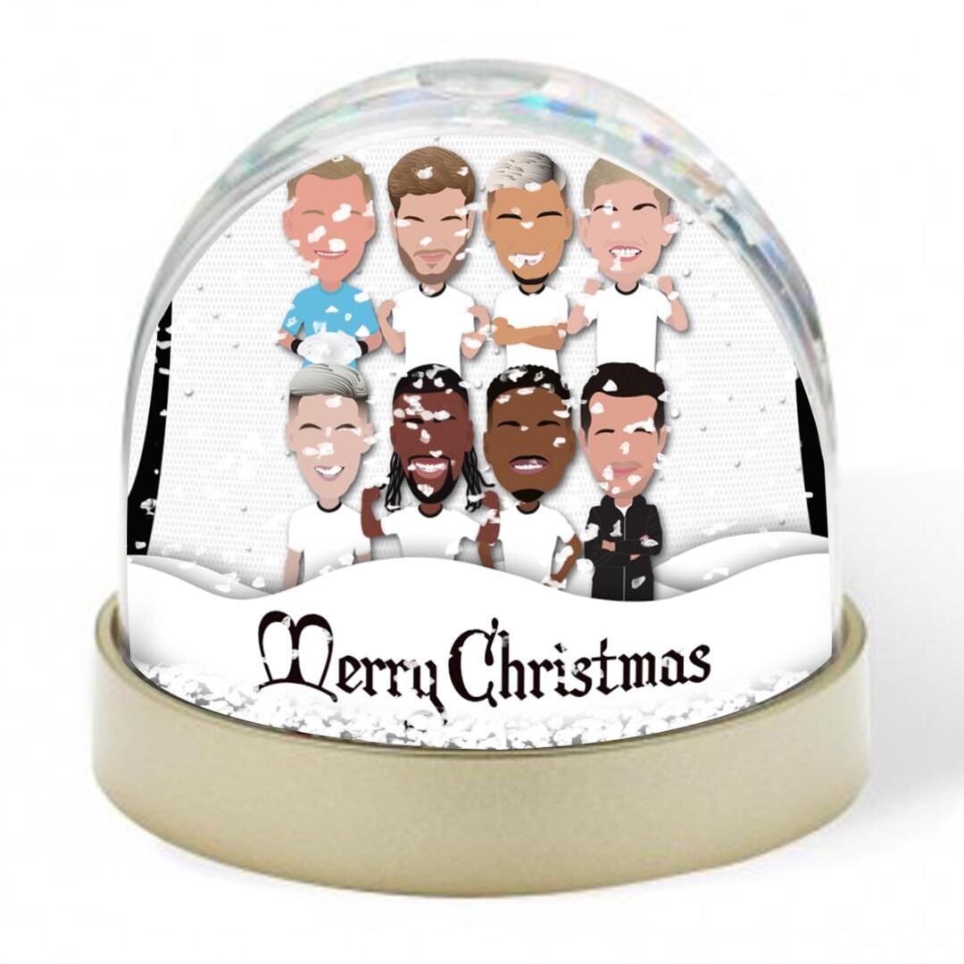 Fulham 2024-25 Vector Heroes Christmas Snow Globe Silva Etc Great ...