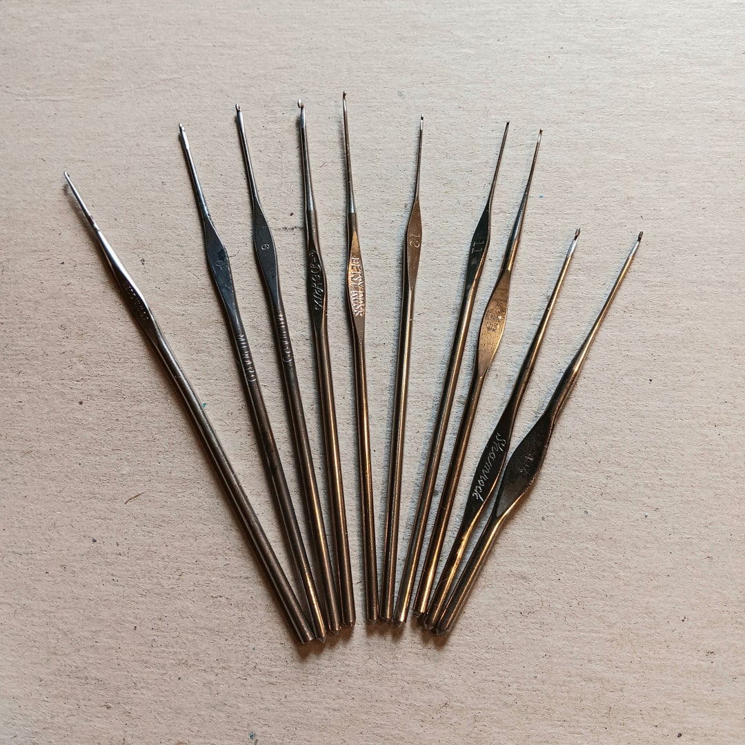 11 Antique to Vintage Crochet Hooks Aluminum Locker Hook, Aluminum Gem ...