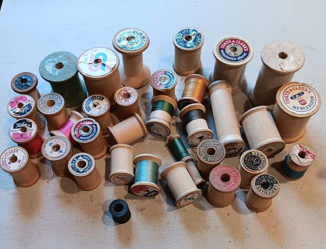 35 Vintage Wood Sewing Thread Spools- Variety of Sizes - Etsy