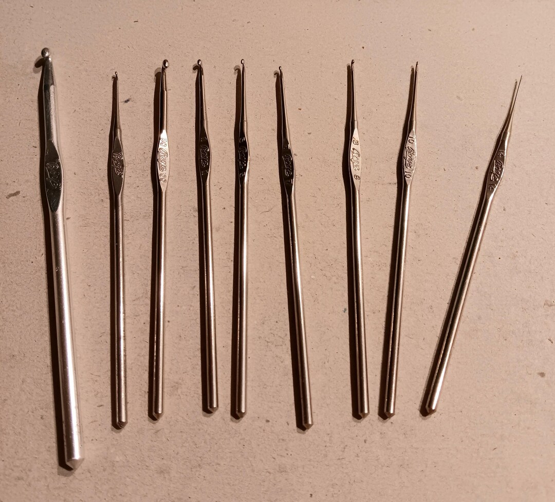 9 Vintage Boye Crochet Hooks, USA,8 Steel 1 With Quotation Marks and 1 ...