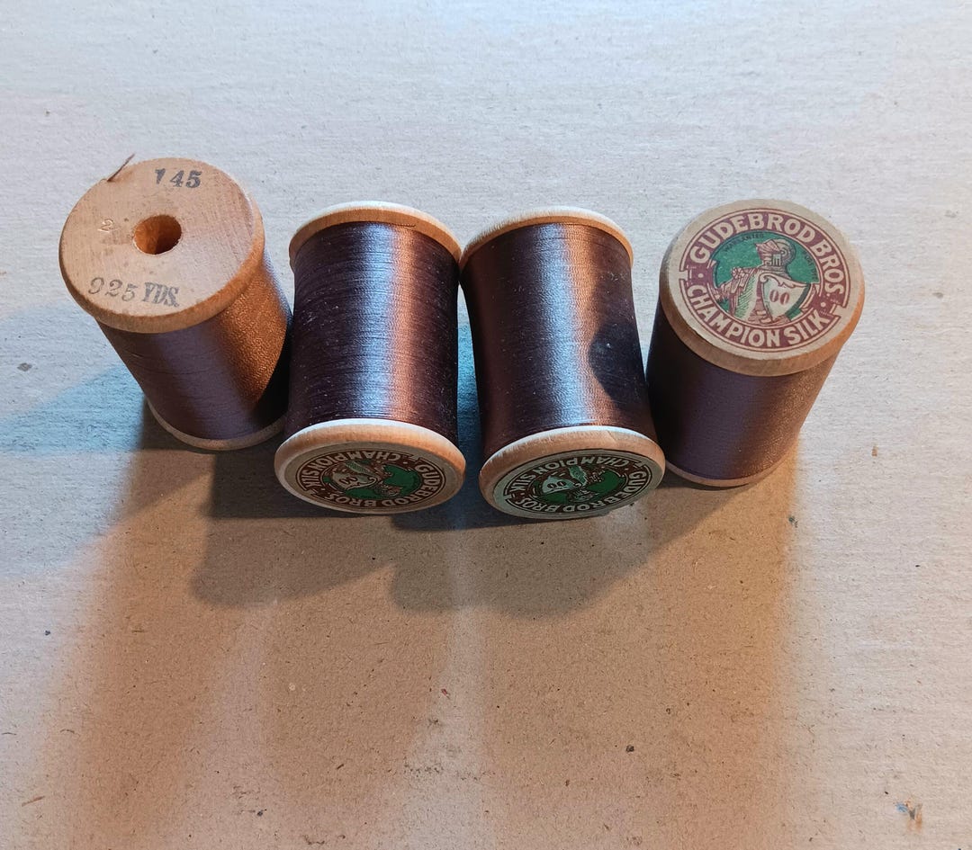 1 Antique Large Spool Gudebrod Bros. Champion Silk Thread, Size 00, 925 ...