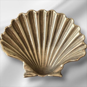 Pair of Vintage Heavy Brass Shell Footed Ashtrays Trinkets Soap Dish ...