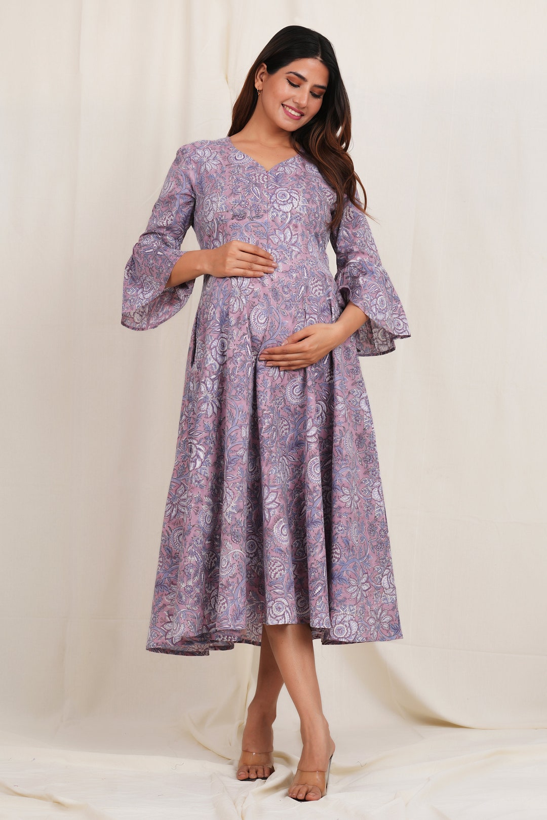 Printed Maternity Dress With Breast Feeding Zip and Pocket Labour ...