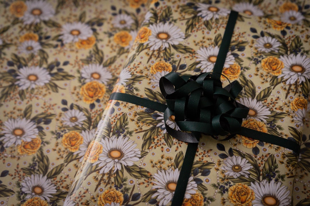 Daisy Boho Wrapping Paper Wrapping Paper Gift Birthday Present Wrap ...