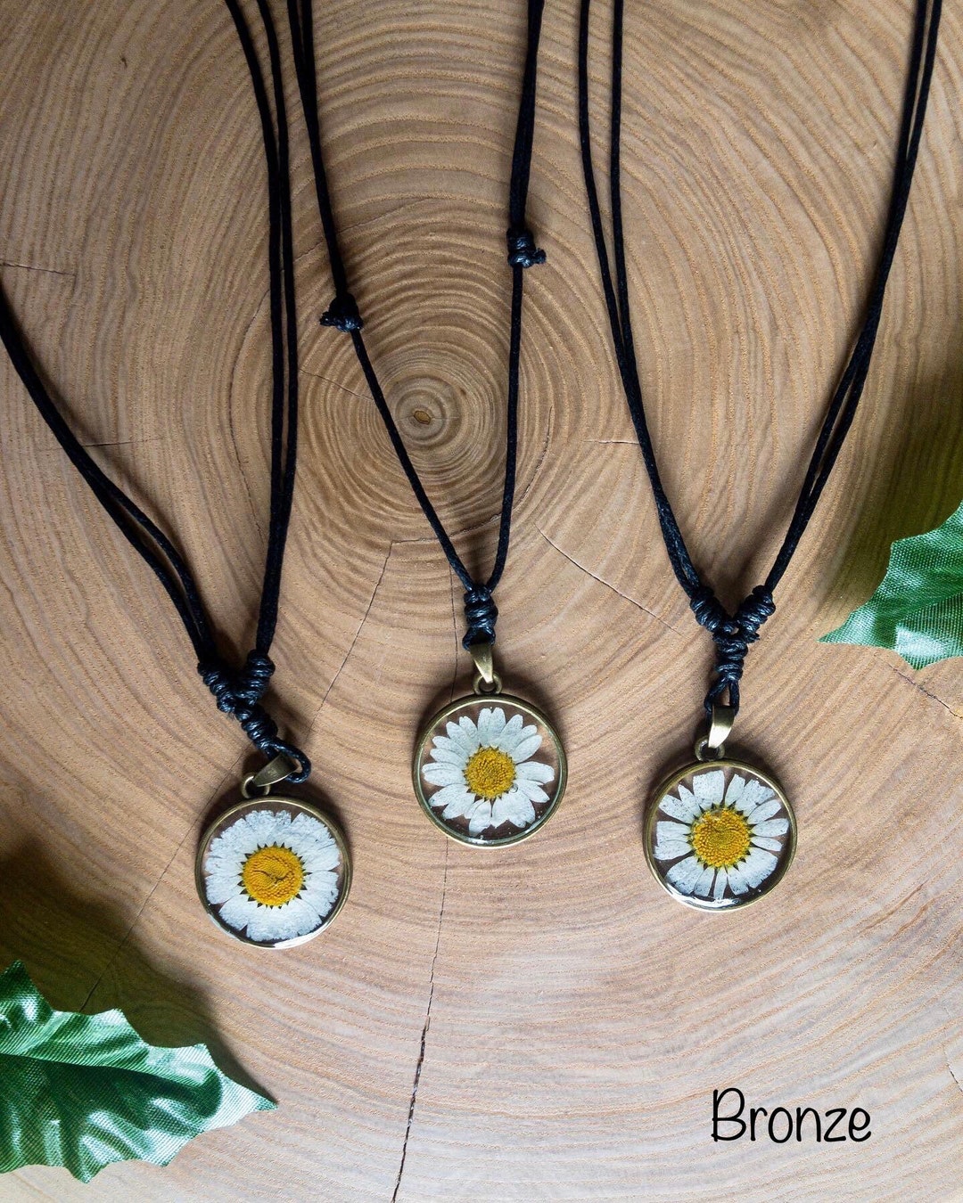 Pressed Daisy Hemp Necklace, Flower Girls, Real Daisy Pendant, Resin ...