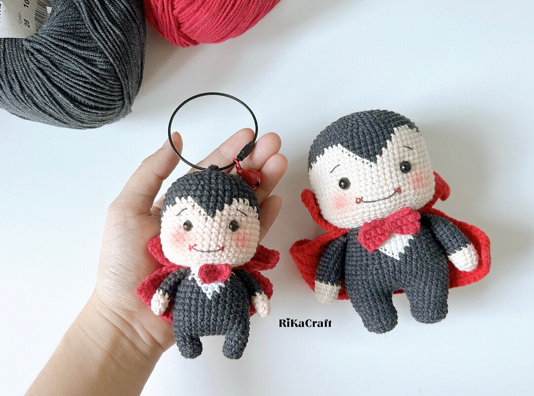 Vampire Keychain Amigurumi Crochet Pattern - Etsy