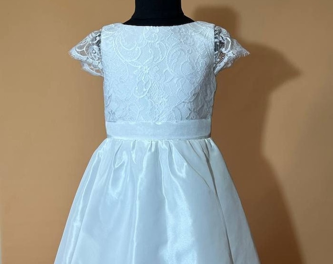 Simple First Communion Dress With Delicate Lace - Etsy Canada