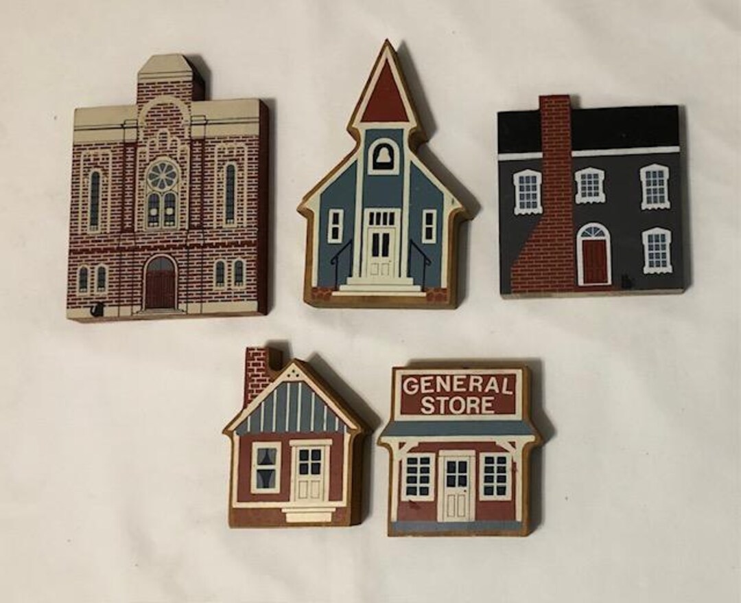 Vintage Primitive Folk Art Wooden Block Village Lot of 5 Shelf Sitters ...