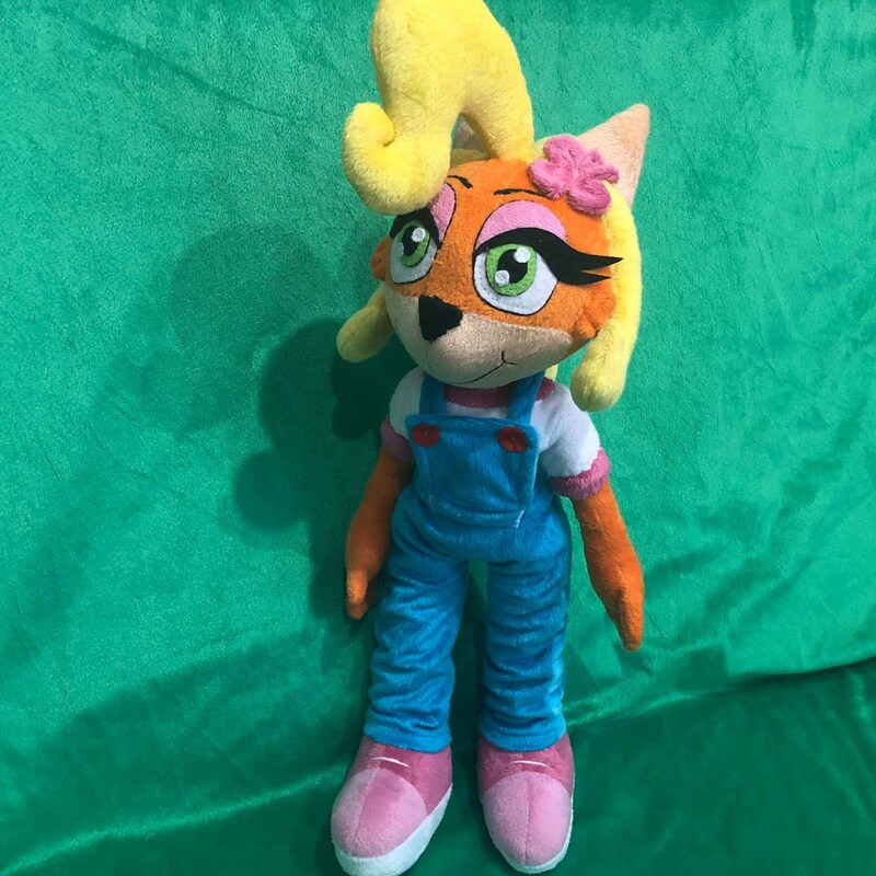 Crash Bandicoot Plush - Etsy