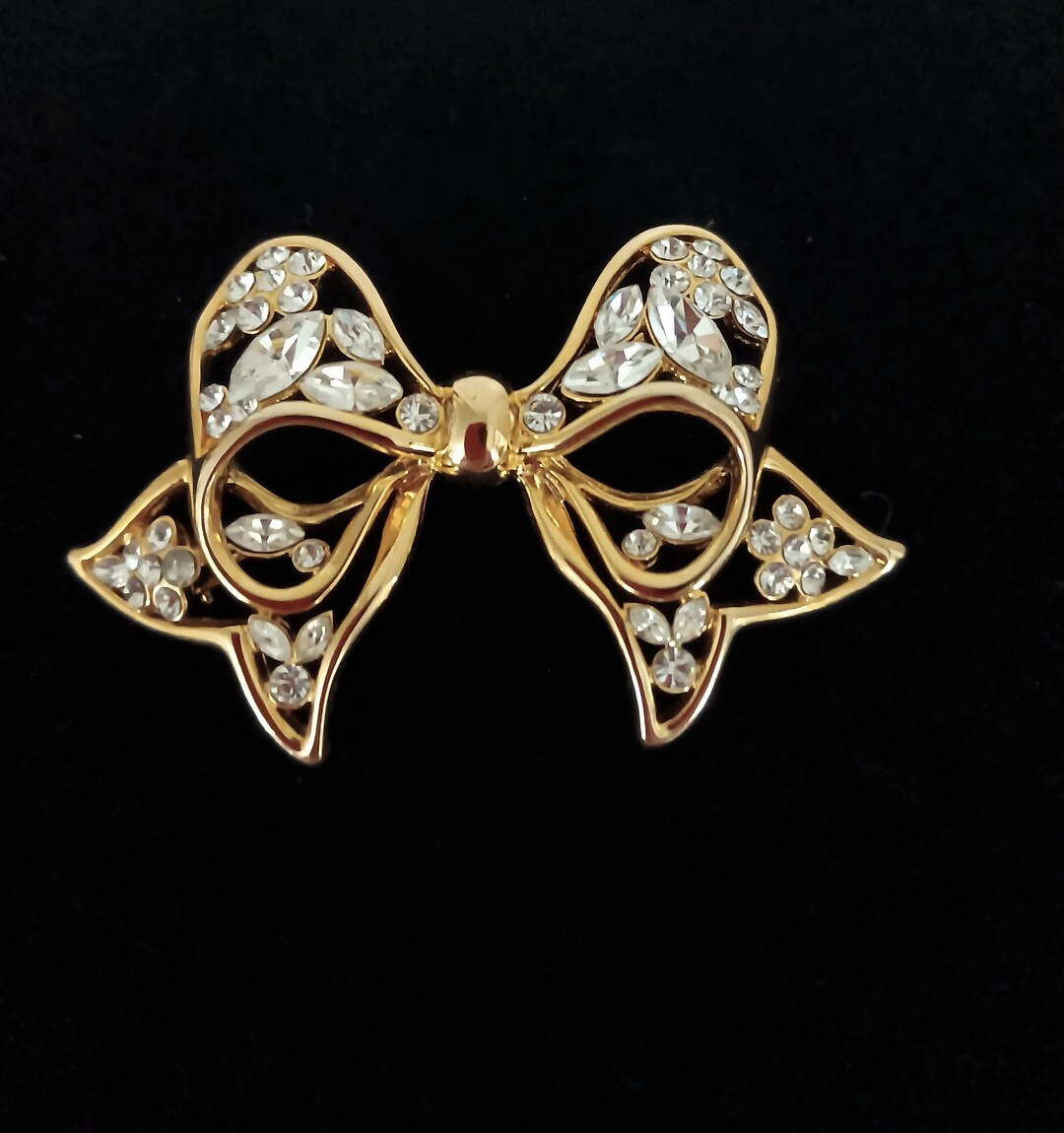 Nolan Miller Crystal Bow Brooch - Etsy