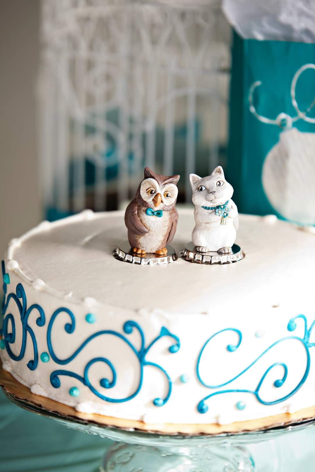 Custom cake topper for your wedding or event | Etsy