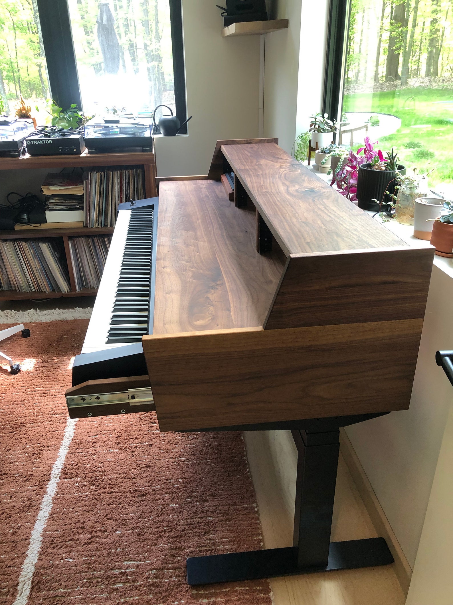 Solid Sit-stand Walnut Studio Desk (customizable) - Etsy