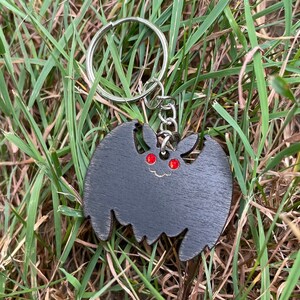 Wooden Keychain Mothman - Etsy