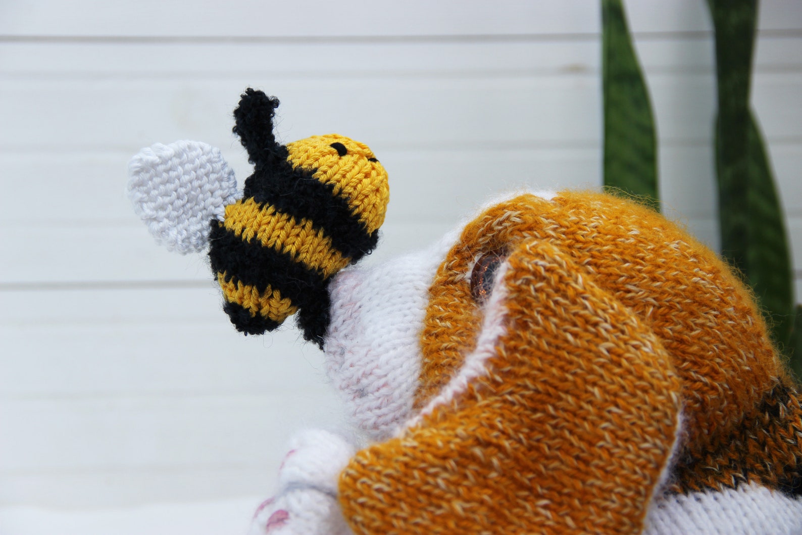 Honey Bee Knitting Pattern Knit Bumble Bee Diy Tutorial for - Etsy