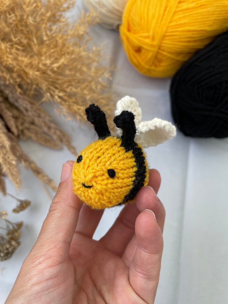 Honey Bee Knitting Pattern, Knit Bumble Bee Diy Tutorial for Bee Baby ...