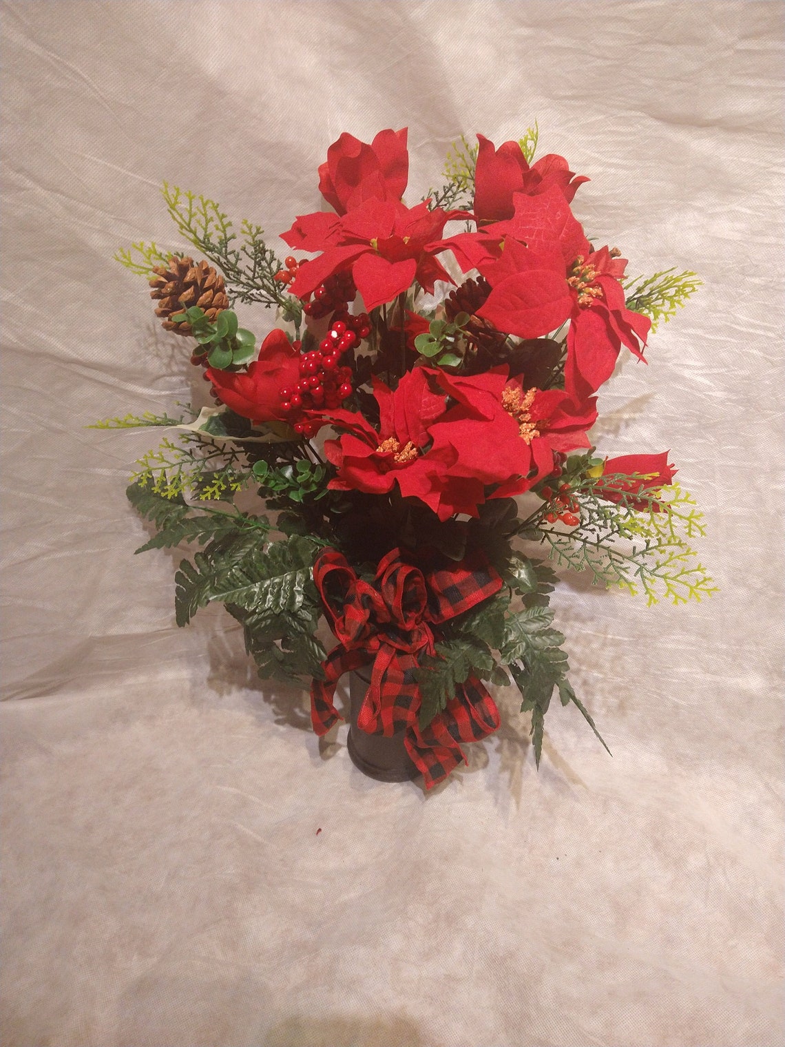 Christmas Cemetery Flowers, Cemetary Vase Arrangement, Grave Decoration ...