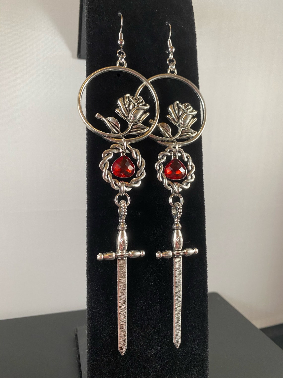 Memento Mori: Medieval Renaissance Sword Dagger Rose Flower - Etsy