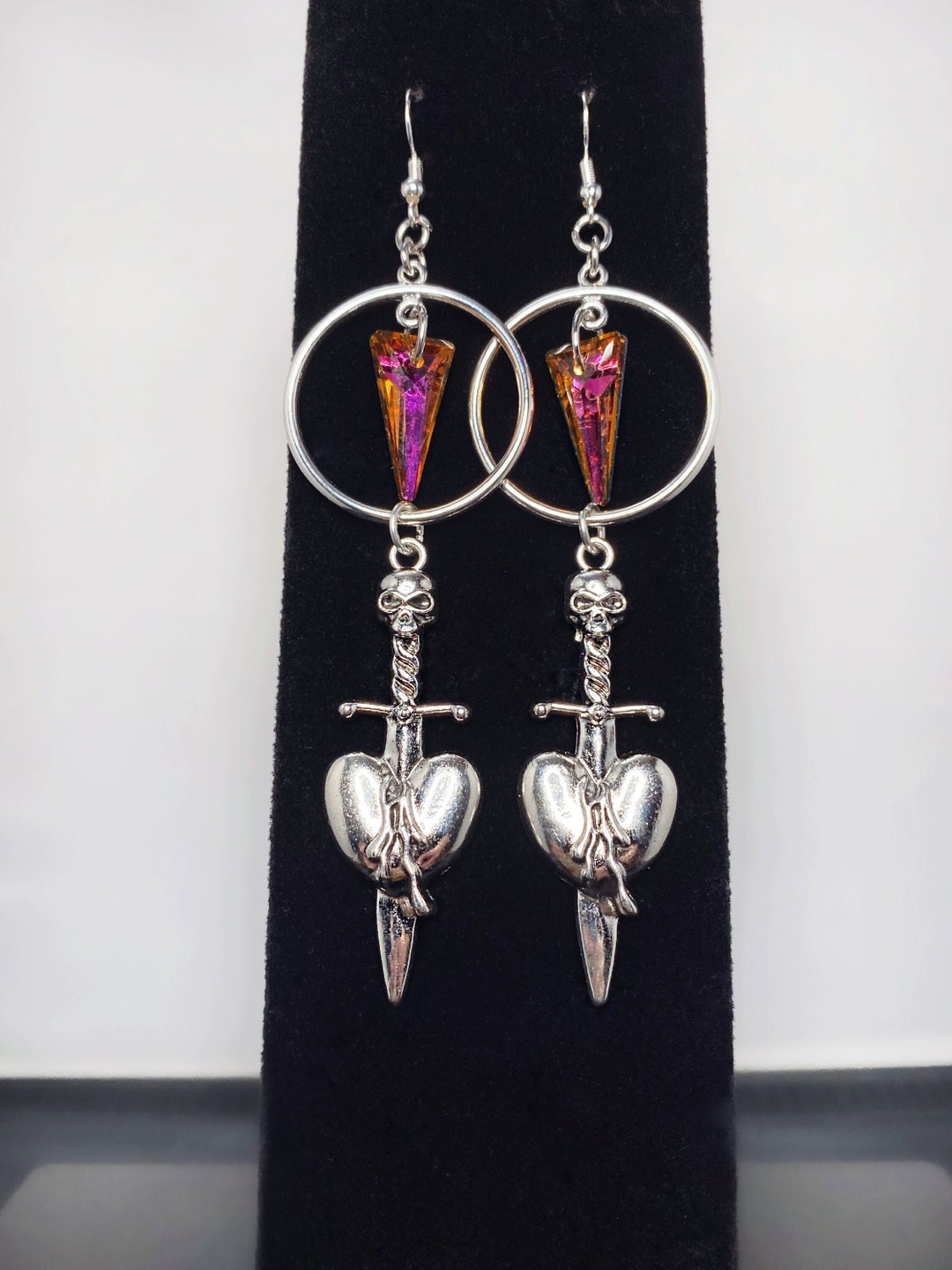 Dagger to the Heart: Sword Skull With Bleeding Heart and Red Iridescent ...